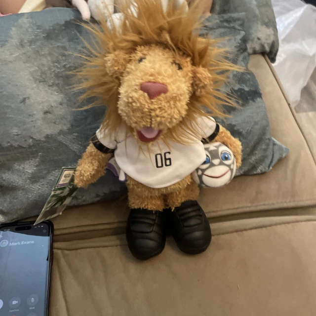 OFFICIAL FIFA WORLD Cup Germany 2006 Soccer GOLEO Lion Mascot Plush 12 ...