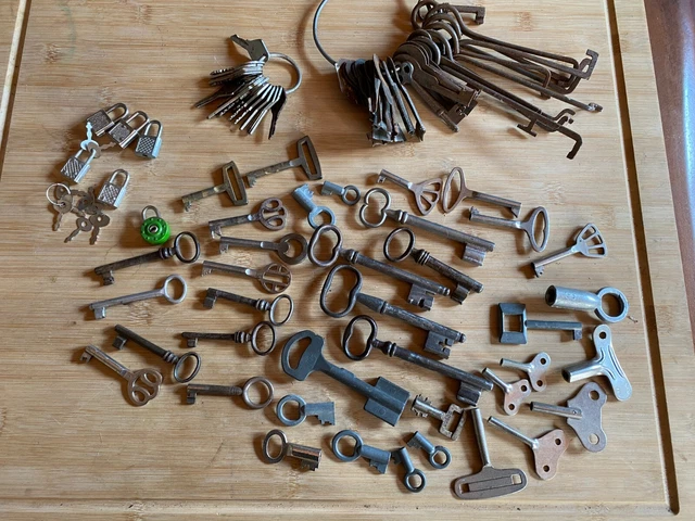 ALTE ANTIK SCHLÜSSEL Eisenschlüssel Bartschlüssel Schablonen Dietriche usw. EUR 35,00 - PicClick DE