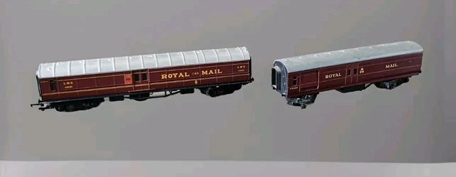 HORNBY ROYAL MAIL OO gauge LMS 30250 And Tri-ang R23 Model Railway ...