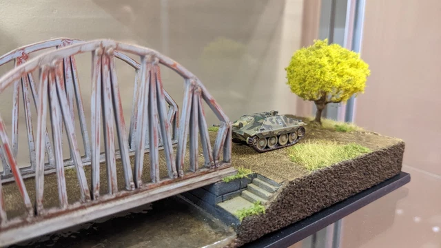 MICRO MINI DIORAMA mit Brückenfluss-Frühlingsbäumen 1/144 with River ...