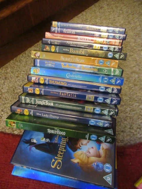 LARGE COLLECTION OF DISNEY DVDs : Cinderella, Fantasia, Bambi, Dumbo ...