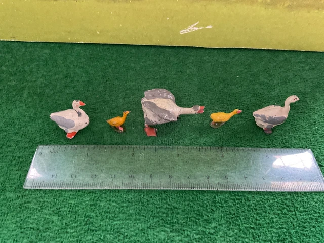 VINTAGE BRITAINS LEAD Farm.West Of England Trio Of Geese & 2 Goslings.1 ...