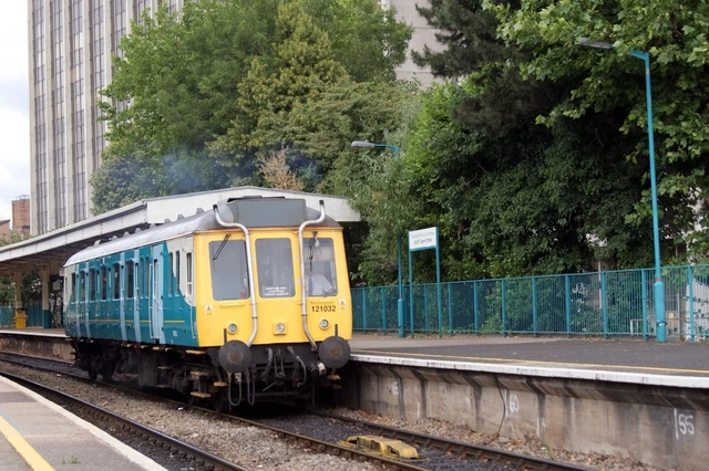 BRITISH RAIL DMU 121032 Cardiff Queen Street 30th June 2010 Rail Photo ...