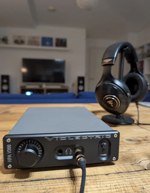 RARITY REFERENCE-CLASS HEADPHONE amplifier - Violectric Hpa V200 VGC £ ...