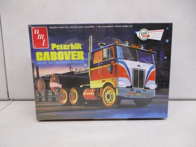 AMT PETERBILT CABOVER Model 352 Pacemaker Tractor 1/25 lot 1 EUR 46,18 ...