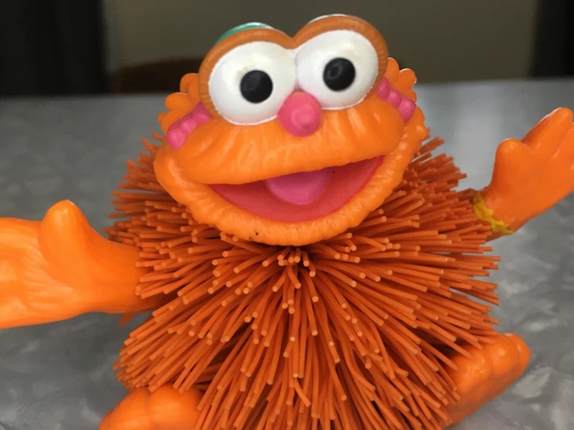 VTG 1996 SESAME Street "Zoe" Collectible Characters Koosh Ball OddzOn ...