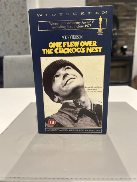 ONE FLEW OVER the Cuckoo's Nest 1975 VHS Jack Nicholson Vintage Video ...