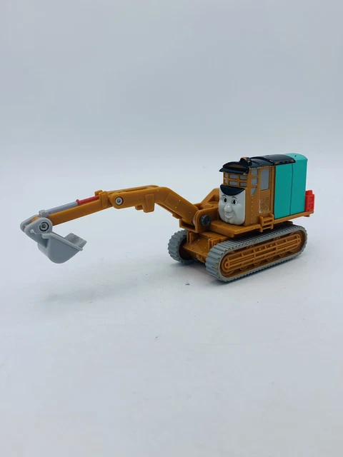 THOMAS & FRIENDS OLIVER the EXCAVATOR Trackmaster Plastic Gullane Hit ...
