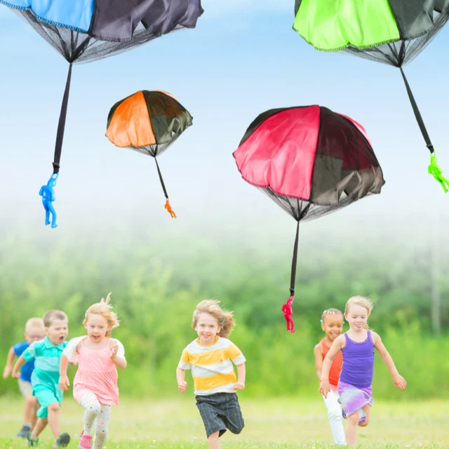 MINI SOLDIER HAND Throwing Parachute Animal Flying Parachute Outdoor ...