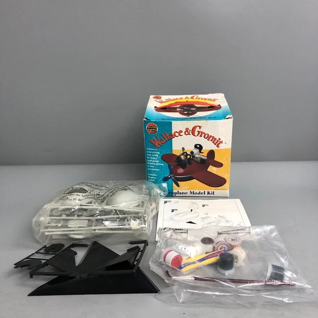 AIRFIX WALLACE AND Gromit Aeroplane Model Kit Plane 51101 Boxed Build ...