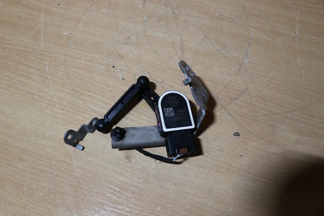 BMW 5 SERIES G30 G31 Rear Suspension Height Level Sensor Left 2959574 £ ...