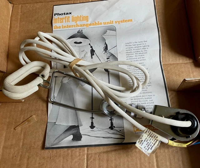 VINTAGE PHOTAX ES Lampholder Unit to take a bayonet light bulb £17.00 ...