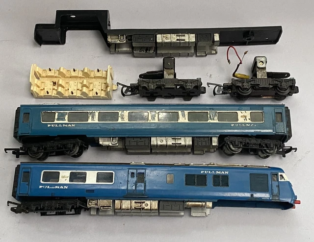 2 X TRIANG Blue Pullman Power Bogie Spares Repair + Coach Parts ...
