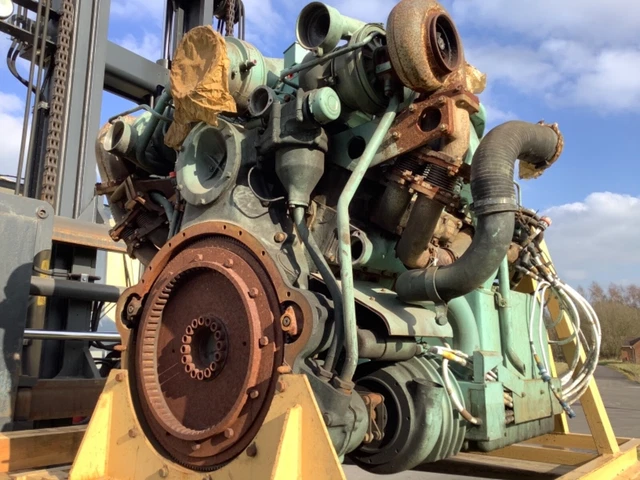 CHALLENGER 1 TANK Engine Rolls Royce CV12 26 litre Diesel Engine 1200hp ...