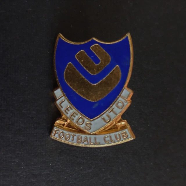 COFFER OF LONDON - Leeds United Football Club Pin Badge £7.99 - PicClick UK