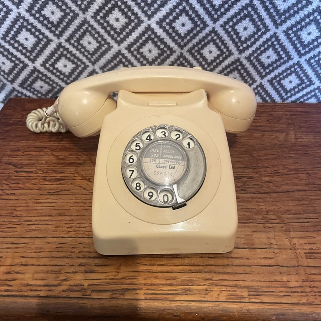 VINTAGE BT ROTARY Dial Telephone Tele 8746G Cream Telephone Collectable ...