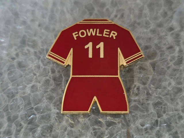 LIVERPOOL FOOTBALL CLUB Robbie Fowler 11 Legend Red Home KIT PIN BADGE ...