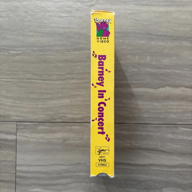 BARNEY & BACKYARD Gang VHS Signed by Bob West – Voice of Barney ...