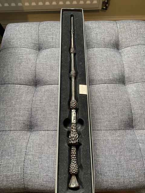 HARRY POTTER: UNIVERSAL Studios Professor Dumbledore Wand Replica £20. ...