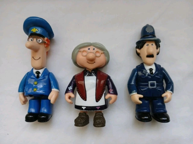 POSTMAN PAT TOY Figures Bundle Pat, PC Selby and Mrs. Goggins. £13.19 ...