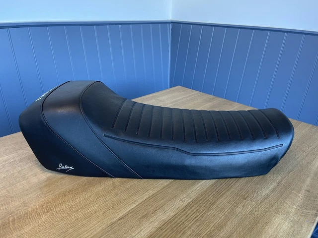 SUZUKI GS1000 GS 1000 E Chain Drive Giuliari Seat cafe racer style £445 ...