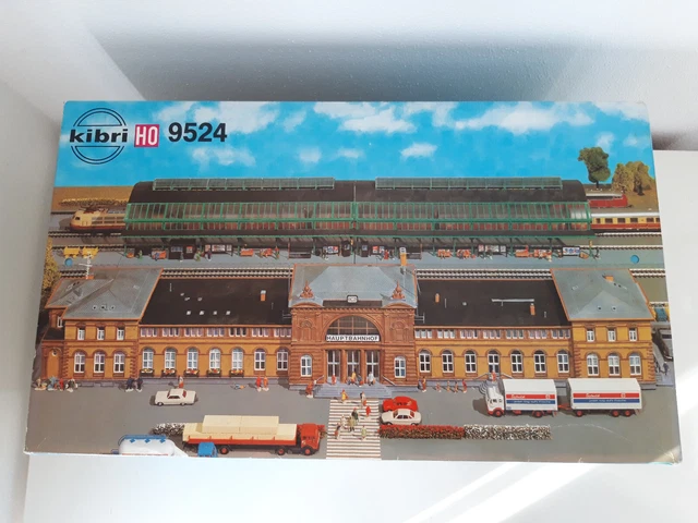 KIBRI H0 9524 Bahnhof-Set Bonn NEU mit Bahnsteighallen 9520 + 2x 9522 ...