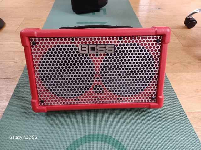 BOSS CUBE STREET II Portable Amplifier Red amplifier £200.00 - PicClick UK