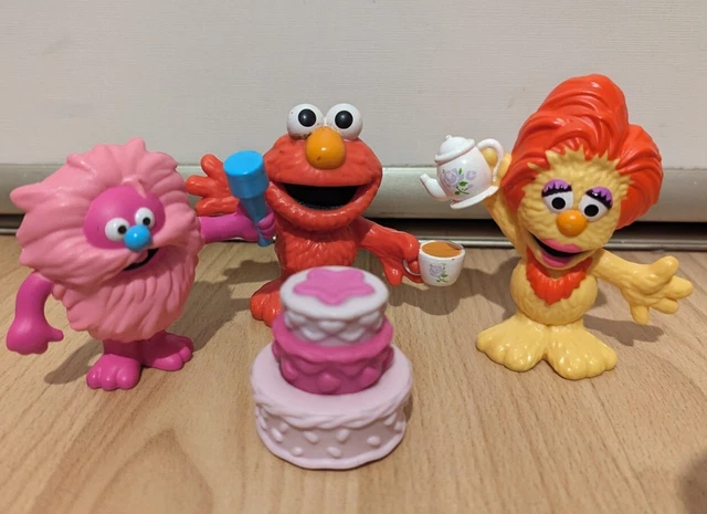 FURCHESTER HOTEL TEA Room Playset Sesame Street Figures CBeebies Elmo ...