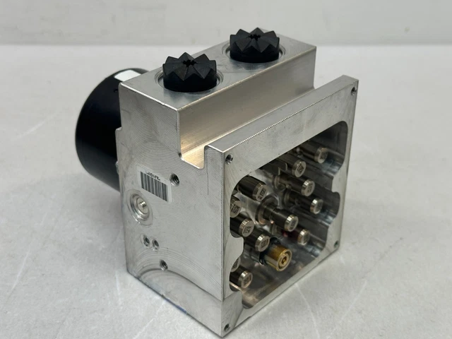 GM GENUINE PARTS Brake Pressure Modulator Valve 20927955 $399.00 ...