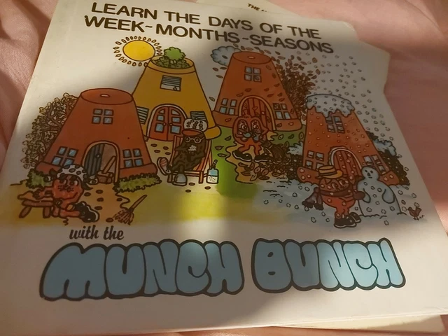 LEARN THE DAYS OF THE WEEK MONTHS SEASONS WITH THE MUNCH BUNCH by Giles ...