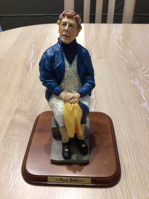 DANBURY MINT, BBC Last Of The Summer Wine, ‘Nora Batty’ Figurine serial ...