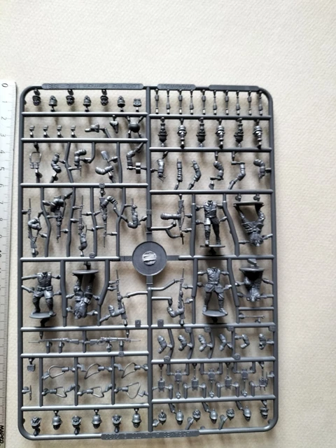 GERMAN INFANTRY 1916-1918 Miniatures Cluster/Sprue /Ww1/Wargames ...