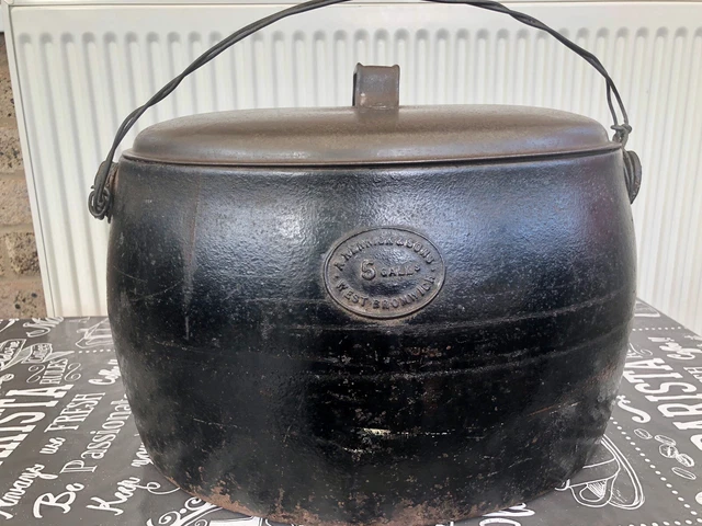 ANTIQUE A KENRICK & Sons CAST IRON GYPSY 5 Gallon Cooking Pot Cauldron ...
