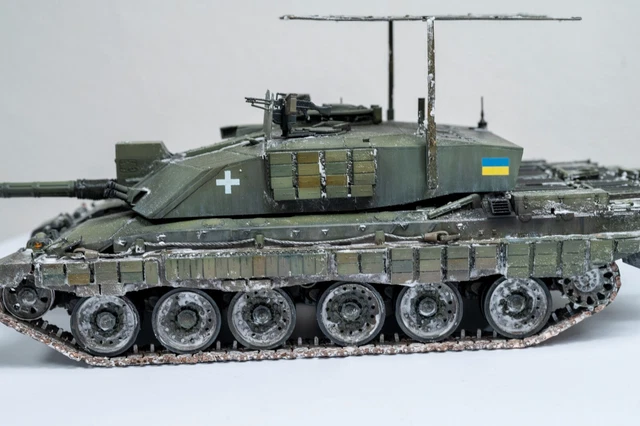 1:35 UKRAINIAN ARMY Challenger 2 tank, Pro-Built, beautifully painted ...
