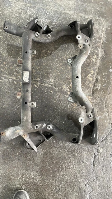 MERCEDES C CLASS 2.1 Diesel W204 Front Subframe £150.00 - PicClick UK