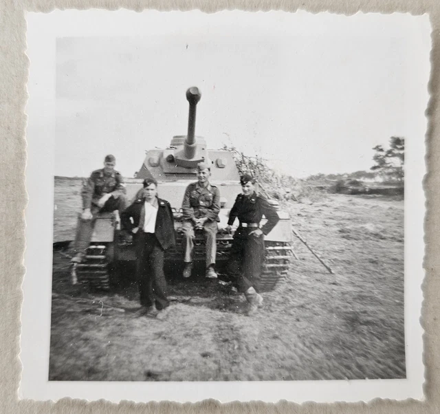 WW2 GERMAN ORIGINAL Photo Wehrmacht Panzer IV With Crew £5.92 - PicClick UK