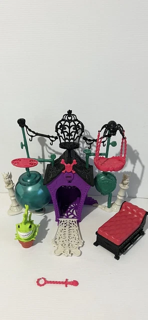 MONSTER HIGH SECRET Creepers Pet Crypt Playset. £16.22 - PicClick UK
