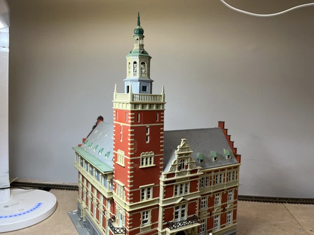 KIBRI 38381 Corner Town hall Leer prebuilt RARE HO gauge £83.90 ...