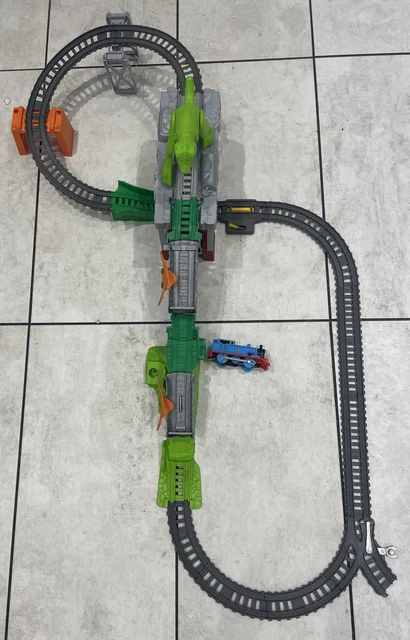 TRACKMASTER DINO RUN Set With Thomas Train Com Postage £18.40 - PicClick UK