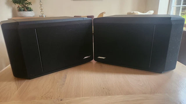 BOSE 301 SERIES IV speakers Including Wall Mounts And Brand New Cables ...