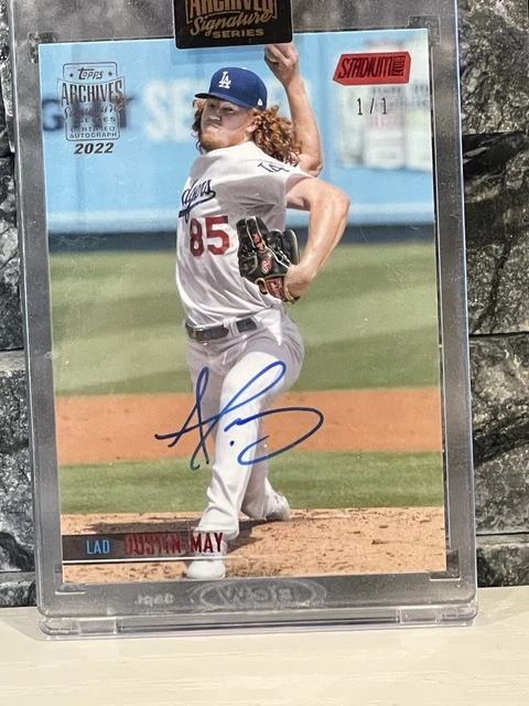 DUSTIN MAY ON card Auto 1/1 Topps archivi serie firma schivatori Los ...