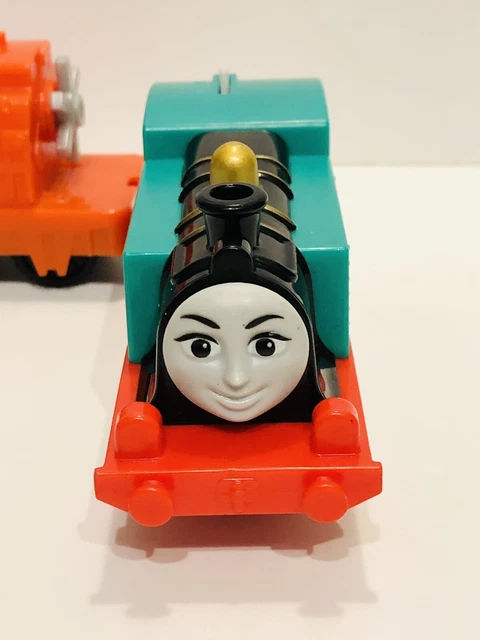 GINA & TRUCK Trackmaster Thomas The Tank Engine Batteria Treno Regalo ...