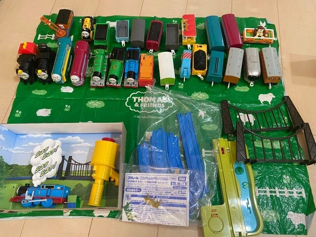 TOMY THOMAS & Friends Plarail Steam sizzles Set Lot of vintage cars Toy ...