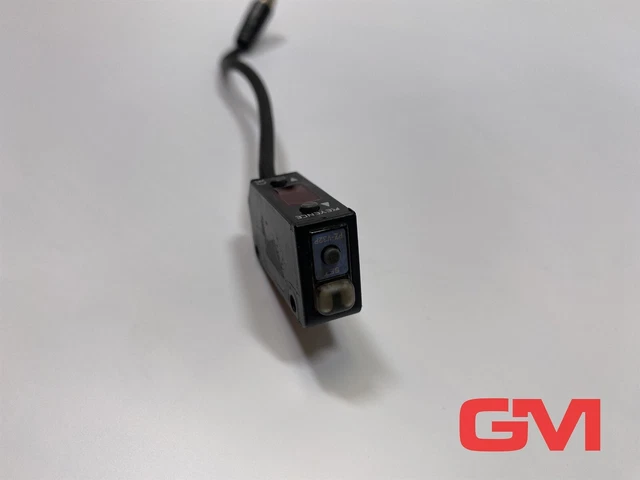 KEYENCE FOTOELEKTRISCHER SENSOR PZ-V32P photoelectric sensor 12-24VDC ...