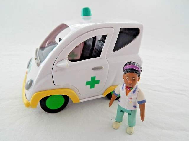 FIREMAN SAM - Nurse Flood Figure And Ambulance £5.19 - PicClick UK