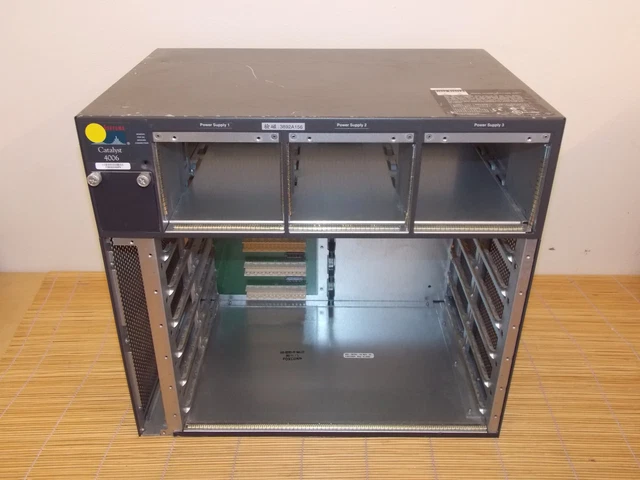 CISCO CATALYST WS-C4006 4006 Switch Chassis no FAN no PWR EUR 22,00 ...