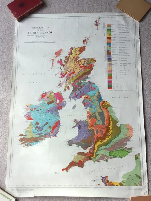 GEOLOGICAL MAP OF The British Isles - Ordnance Survey, 1969 - 5th ...