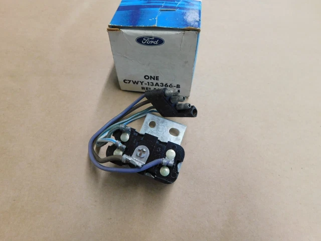 NOS OEM FORD 1967 Mercury Cougar Turn Signal Relay EUR 77,47 - PicClick FR