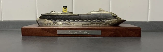 COSTA MAGICA - MEGA Kreuzfahrtschiff / Schiffsmodell / Modell EUR 35,00 ...