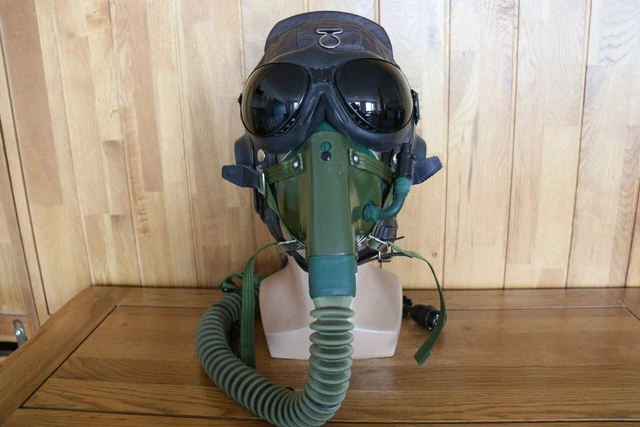 ORIGINAL MILITARIA MIG Pilot Flying Helmet,Goggles,Oxygen Mask Ym-6505 ...